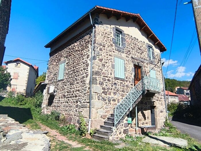 Aydat - Maison 4 pièces à vendre