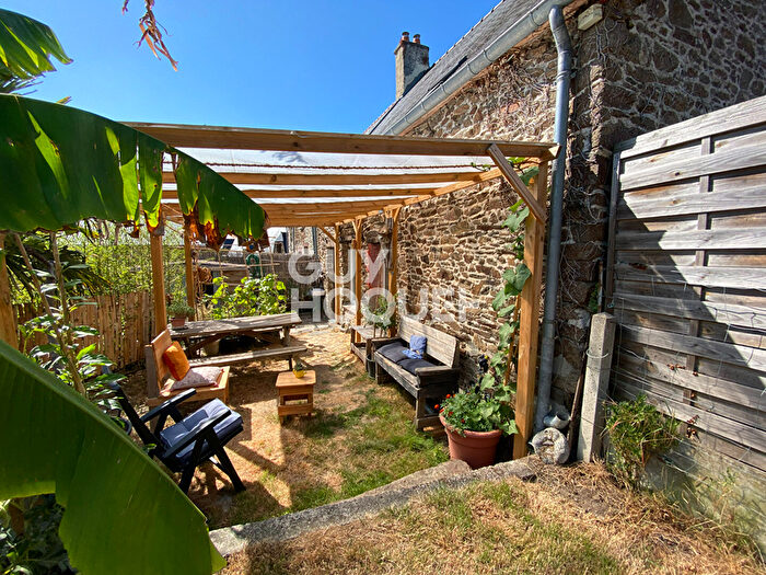 Maison 4 pièces à Saint-Guinoux, à vendre