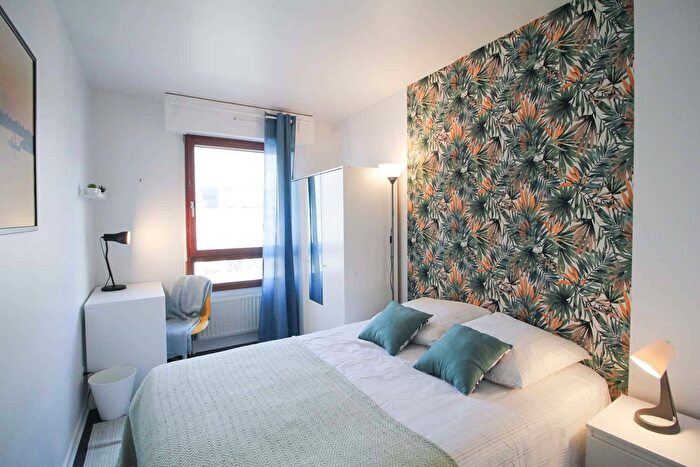 Rueil sur Seine-Plaine-Gare, Rueil-Malmaison - Appartement 1 pièce à louer