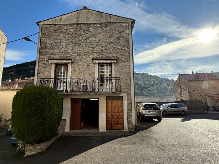 Maison à vendre - Riols - 7 pièces - 5 chambres