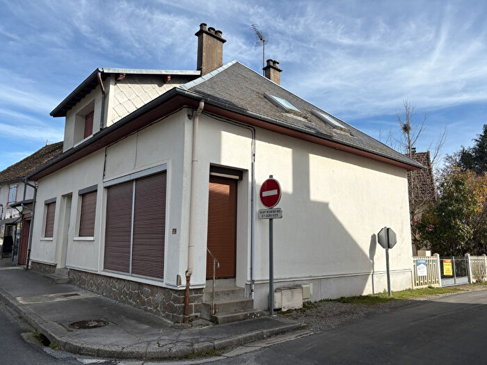 Maison à vendre - Meuzac - 4 pièces - 3 chambres
