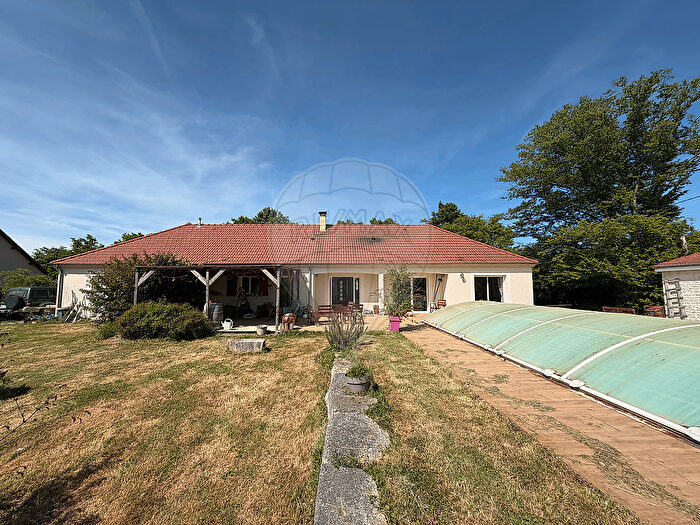 Champvoux - Maison 8 pièces à vendre