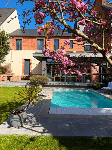 Maison à vendre - Quartiers Centre, Thabor, Oberthür - 6 pièces - 4 chambres