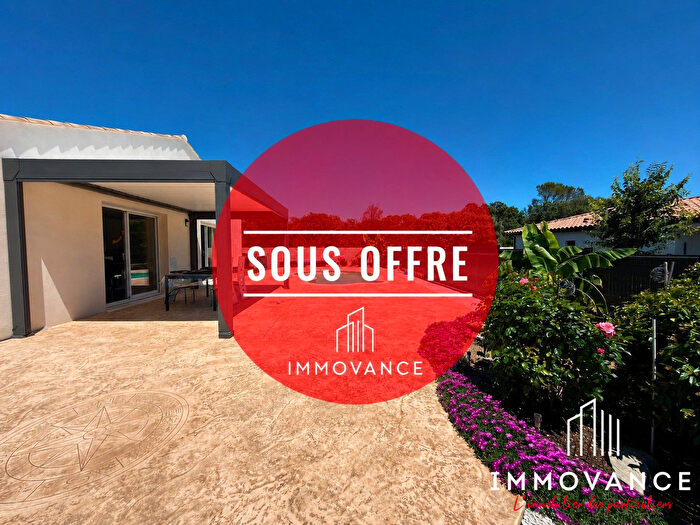 Maison 4 pièces à vendre à Claret
