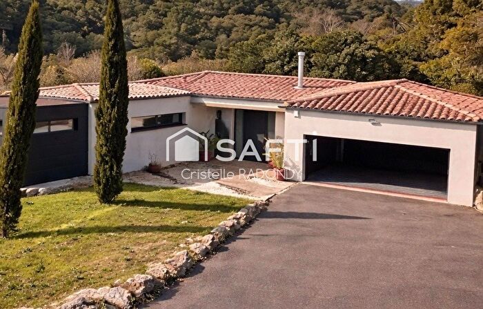 Maison à vendre - Capendu - 5 pièces - 4 chambres