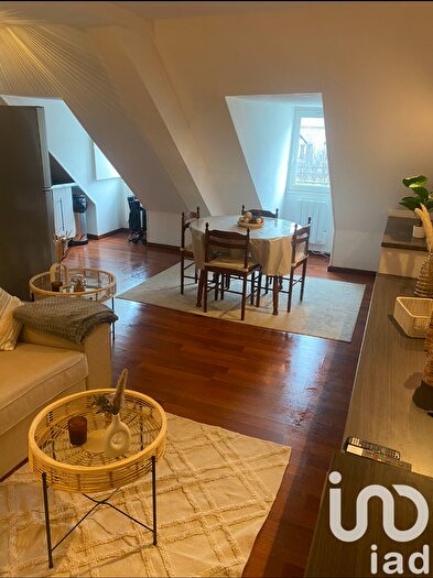 Appartement à vendre - Bagnères-de-Luchon - 3 pièces - 2 chambres