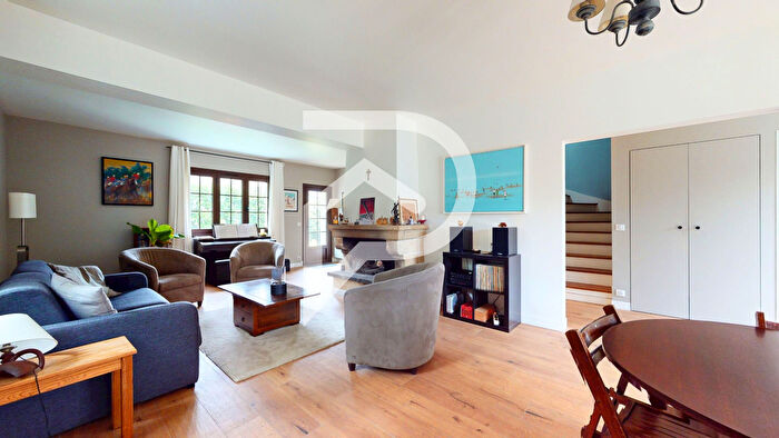 Maison à vendre - Marly-le-Roi, Grandes Terres, Vergers, Vauillons - 8 pièces - 5 chambres