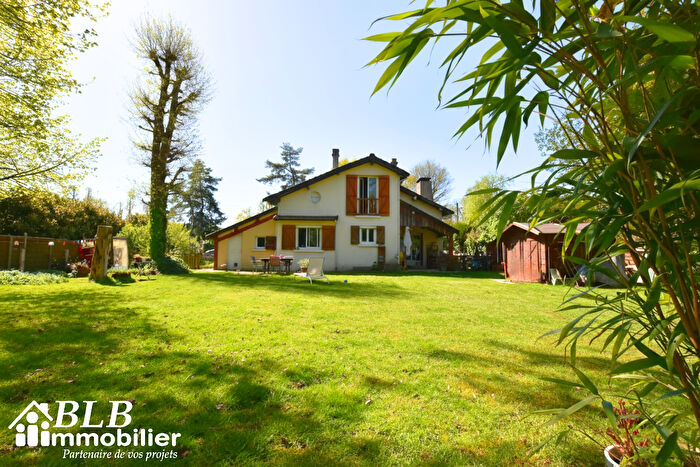 Maison 6 pièces à vendre à Lévis-Saint-Nom
