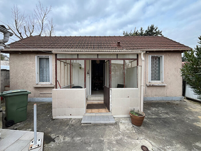 Maison à vendre - Paray-Vieille-Poste - 3 pièces - 2 chambres