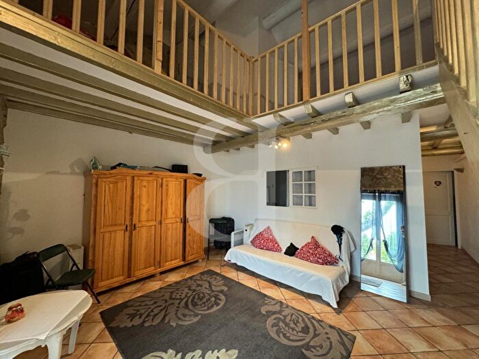 Appartement à vendre - Saint-Rémy-de-Provence - 3 pièces - 2 chambres