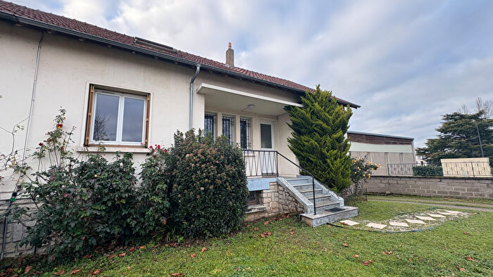 Maison à vendre - Yzeure, Les Bataillots - 6 pièces - 3 chambres