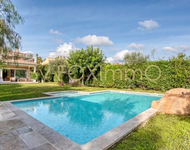 Maison à vendre - Antibes - 6 pièces - 5 chambres