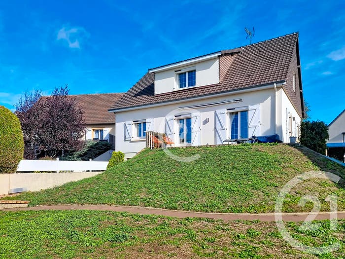 Maison 6 pièces à Fontenay-le-Marmion, à vendre