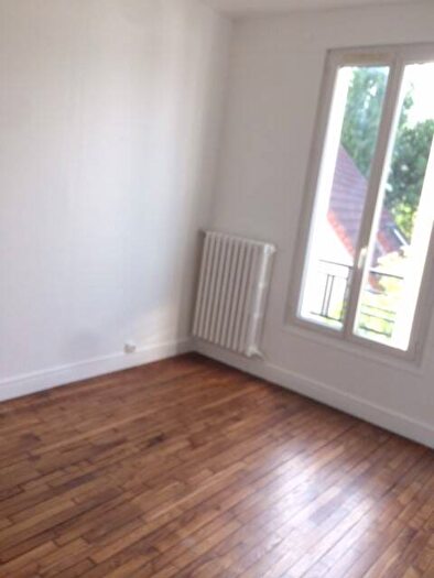 Monesse-Roger Salendro, Chaville : Appartement 2 pièces à louer