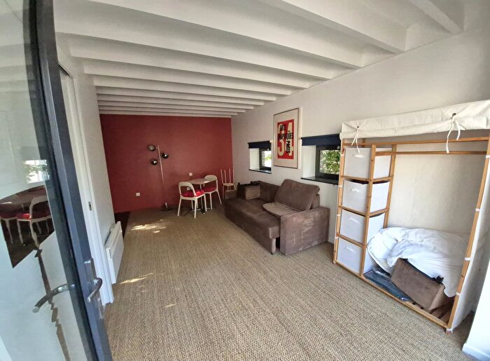 Appartement à louer - Saint-Omer, Centre historique - 1 pièce