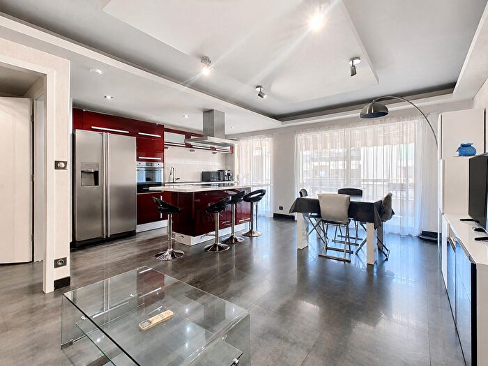 Appartement 3 pièces à vendre à Saint-Laurent-du-Var, Centre-ville, Rascas, Notre-Dame, Condamines