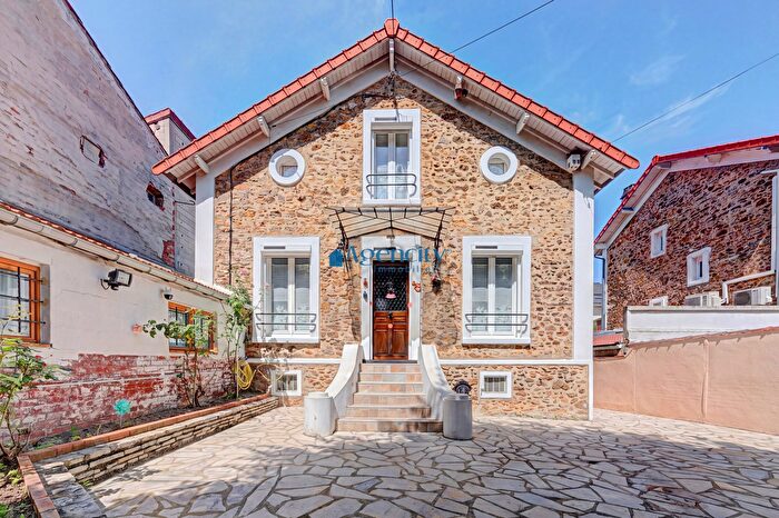 Villemomble, Les Coquetiers : Maison 4 pièces à vendre