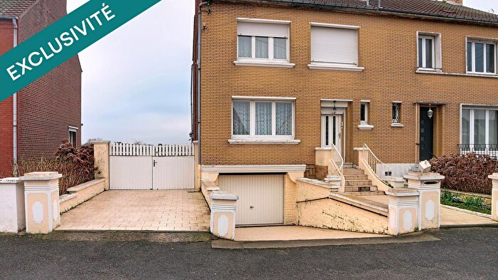 Maison à vendre - Vitry-en-Artois - 6 pièces - 5 chambres