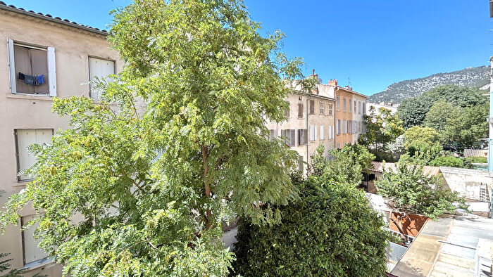 Appartement 3 pièces à Toulon, Saint-Roch, à vendre