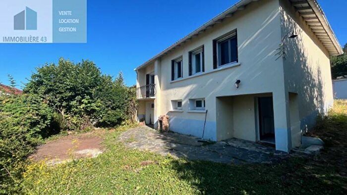 Maison à louer - Aiguilhe - 5 pièces - 3 chambres