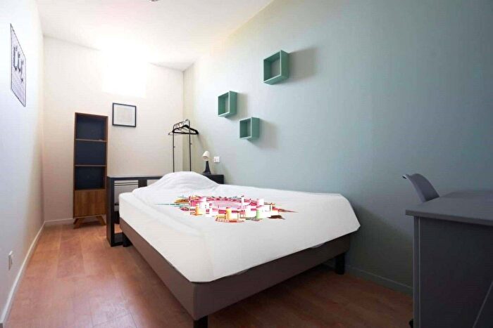 Appartement à louer - Centre Ville, Reims - 1 pièce