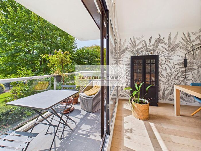 Appartement à vendre - Jouy-en-Josas - 5 pièces - 4 chambres