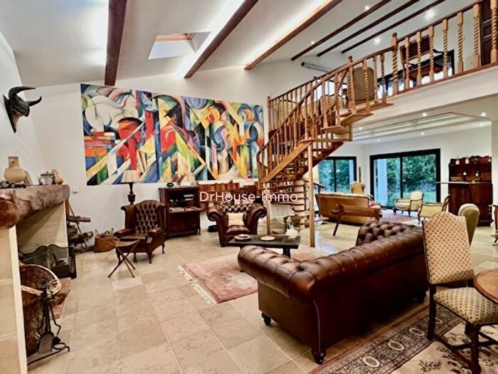 Maison à vendre - Yvrac - 7 pièces - 3 chambres