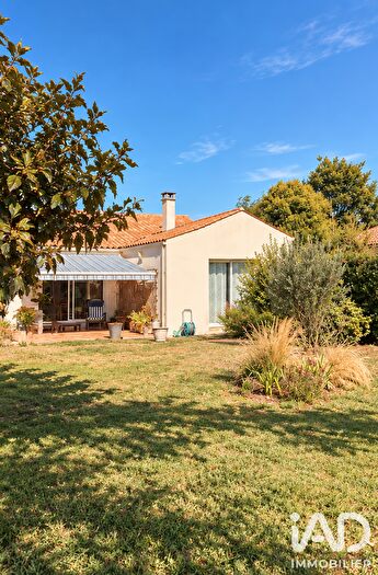 Saint-Porchaire : Maison 7 pièces à vendre