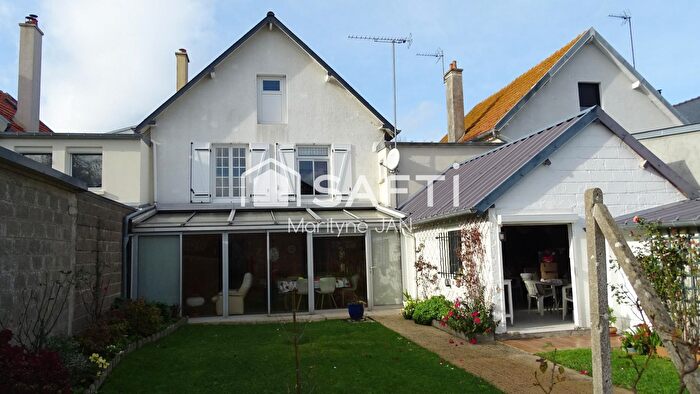 Maison à vendre - Saint-Malo, Le Petit Paramé, Le Val, Fontainre - 6 pièces - 4 chambres