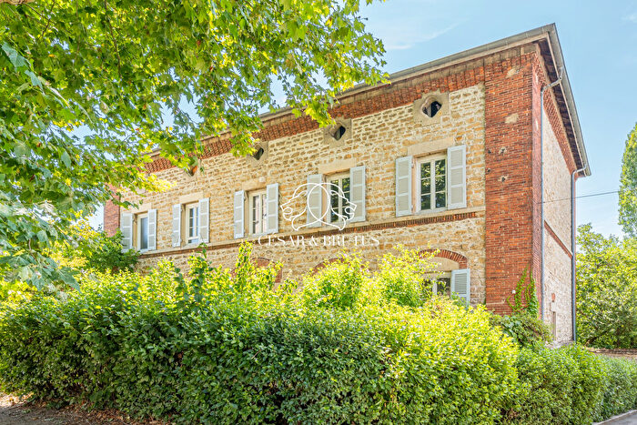 Maison 11 pièces à vendre à Meximieux