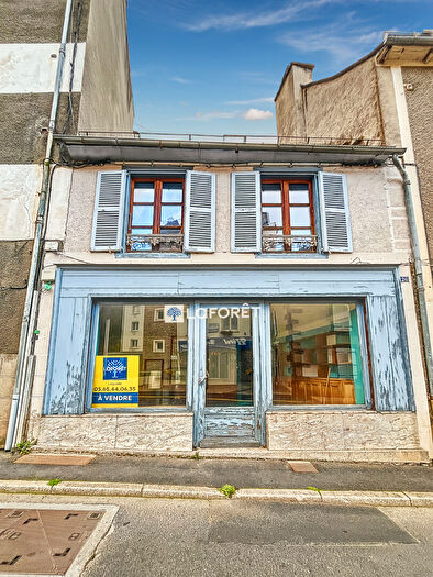 Maison à vendre - Chaudes-Aigues - 7 pièces - 5 chambres