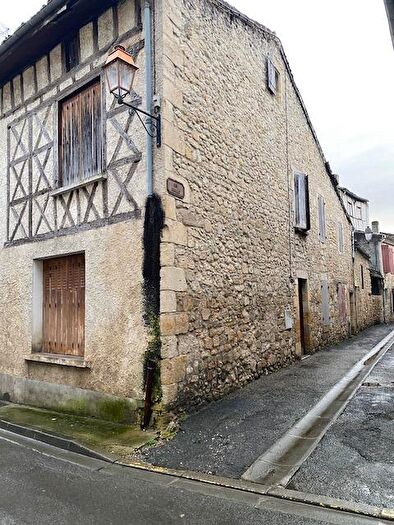 Maison à vendre - Condom - 2 pièces - 1 chambre