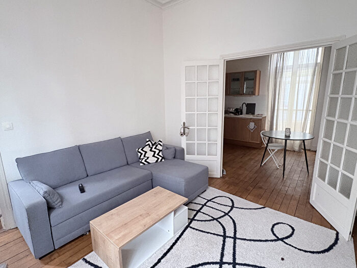 Appartement à vendre - Orléans, Bourgogne, Saint-Euverte - 2 pièces - 1 chambre