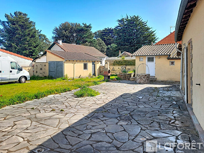 Maison à vendre - Saint-Brevin-les-Pins, Centre-ville, Stade - 4 pièces - 2 chambres