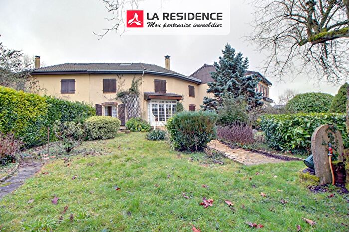 Maison à vendre - Les Clayes-sous-Bois - 7 pièces - 5 chambres