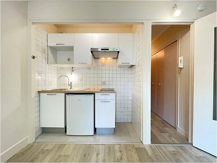 Appartement 1 pièce à Juvisy-sur-Orge, Centre-ville, Entrevoies, Seine, à louer