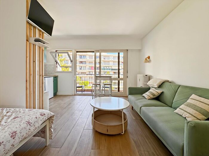 Cannes, Prado, République - Appartement 1 pièce à vendre
