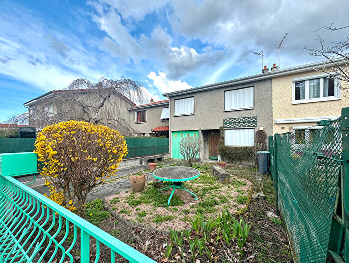 Maison à vendre - Clermont-Ferrand, Les Vergnes - 5 pièces - 3 chambres