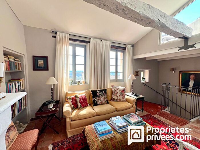 Maison 4 pièces à vendre à Callian