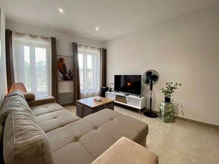 Appartement à louer - Narbonne - 3 pièces - 2 chambres