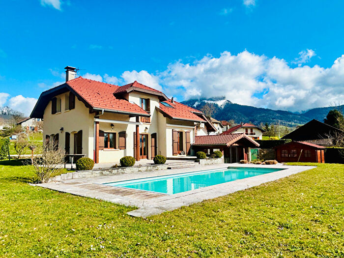 Maison à vendre - Les Ollières - 7 pièces - 5 chambres