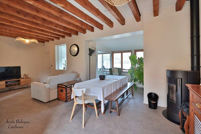 Maison à vendre - Beaujeu - 4 pièces - 3 chambres