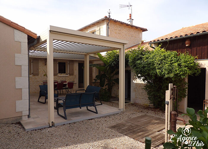 Maison 7 pièces à vendre - La Crèche
