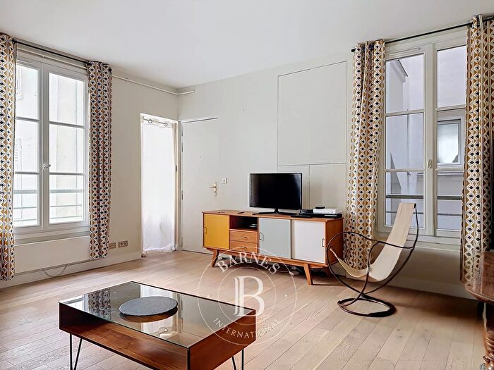 Paris 9ème, Lorette, Martyrs : Appartement 2 pièces à louer