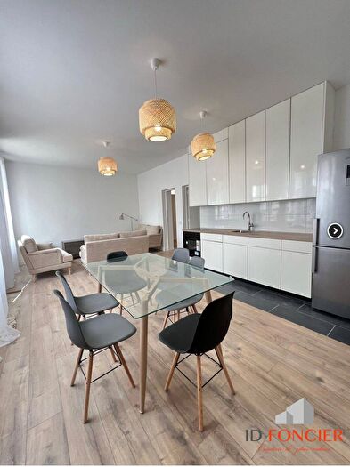 Appartement à louer - Orly - 4 pièces - 3 chambres