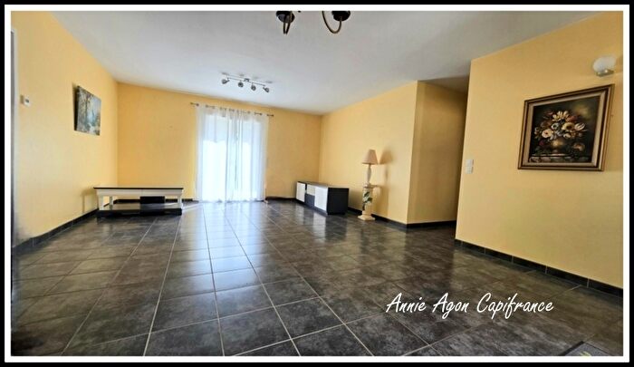 Maison 5 pièces à vendre à Les Angles