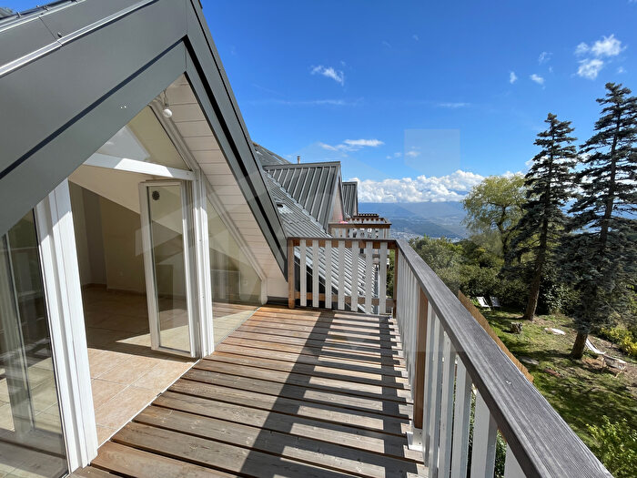 Appartement à vendre - Saint-Nizier-du-Moucherotte - 3 pièces - 2 chambres