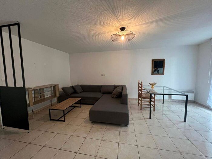 Appartement à louer - Cantepau, Albi - 2 pièces - 1 chambre