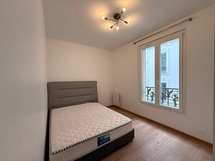 Appartement 2 pièces à louer à Louis Blanc-Aqueduc, Paris 10ème arrondissement