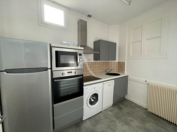 Appartement à louer - Fontenay-le-Comte, Commerce, Marchoux - 2 pièces - 1 chambre